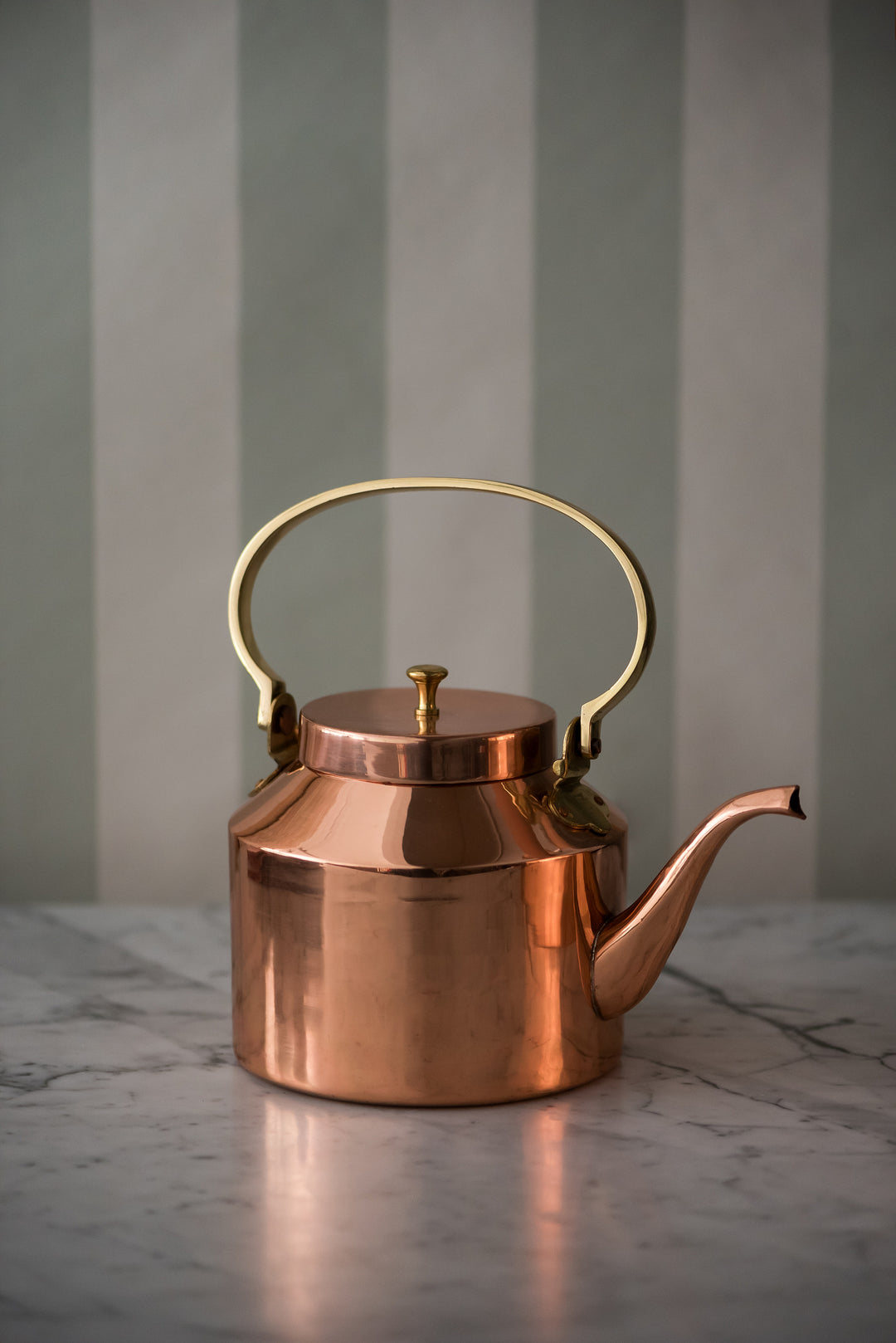 English Copper Tea Kettle – Galley & Fen